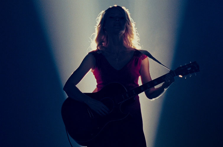 Cinematography Tips: Light Your Scene With A Single Light
