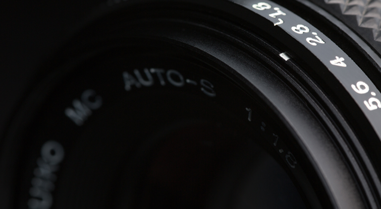 7 Reasons Why a 50mm Lens Should Be Your Go-To Glass