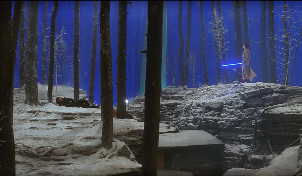 Combining Practical Lighting With VFX