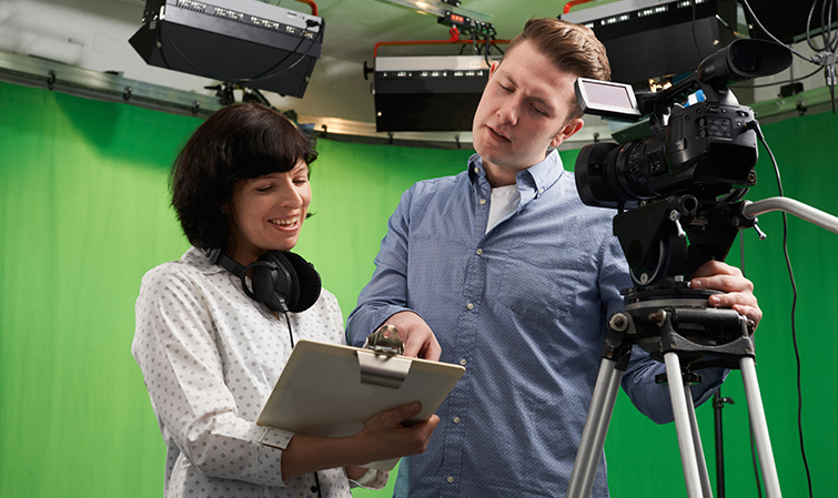 Shoot, Produce, Edit: The Rise of the Pro "Shreditor"