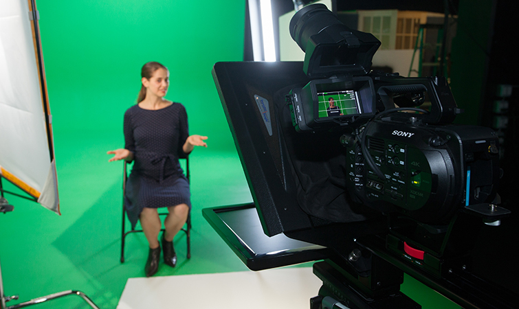 7 Tips for Working with Teleprompters on Video Shoots