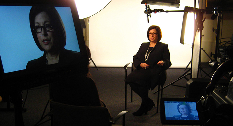 Learn to Work with Eyelines in Film and Video Production