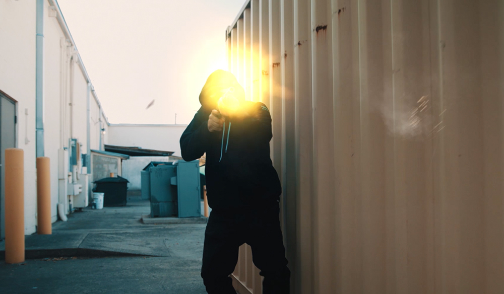 Create A Shootout Scene In After Effects + Free Muzzle Flashes and Sparks
