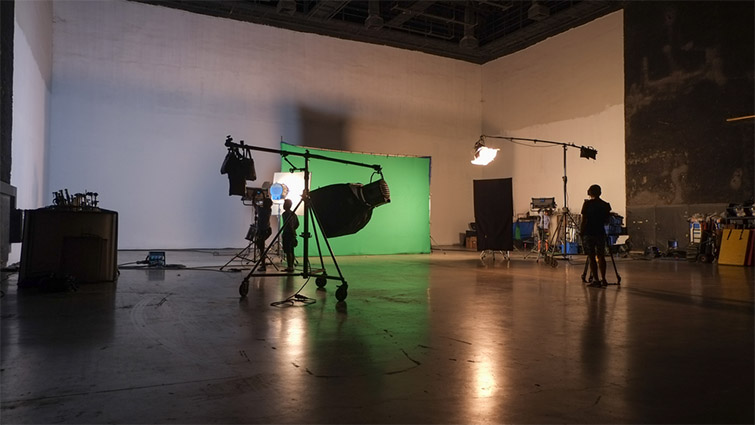 5 Filmmaking Tips for Acting and Directing (At the Same Time)