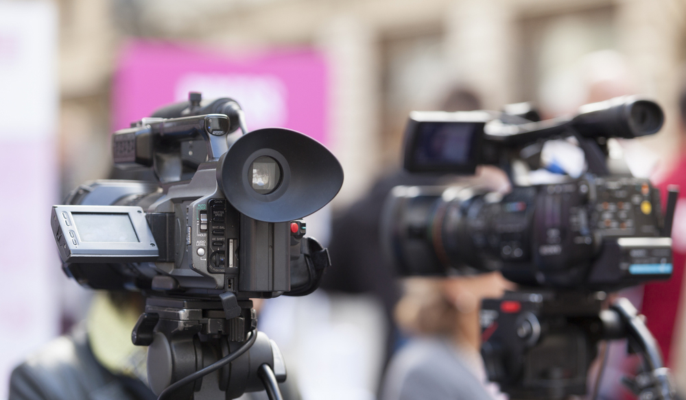 Production Tips for Mixing Digital Camcorder and DSLR Footage