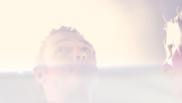 Quick Tip: Fixing Rolling Shutter Flash with Opacity Blends