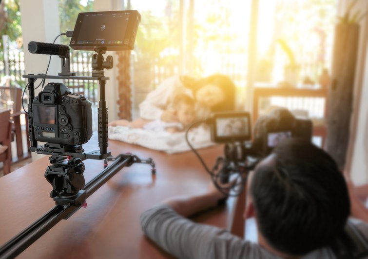 A Guide to Shooting Interviews as a One Person Crew