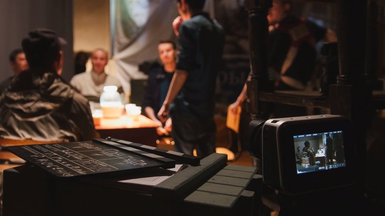 Establishing and Maintaining a Hierarchy on a Film or Video Set