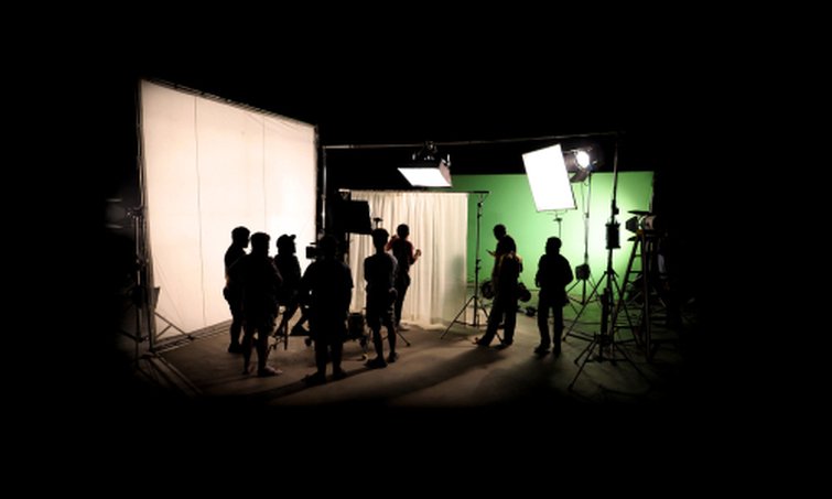Establishing and Maintaining a Hierarchy on a Film or Video Set