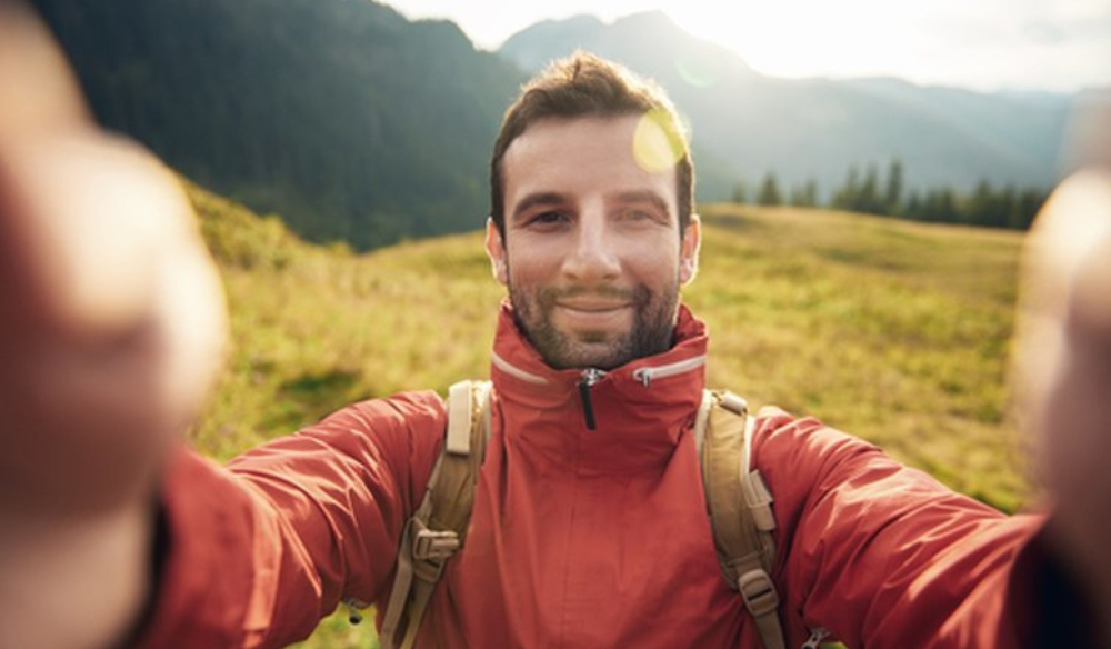 11 Practical Filmmaking Pro Tips on How to Film Yourself