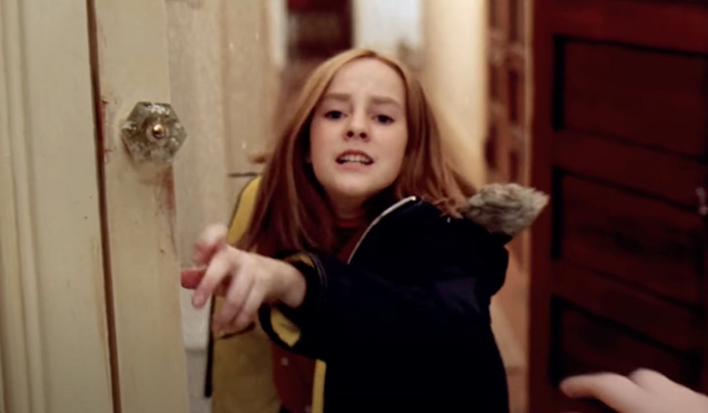 The Infamous Mirror Shot: How Filmmakers Make Cameras Disappear