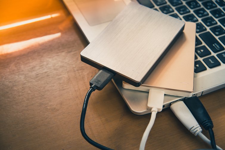 Lesson Learned: 10 Quick Tips for Backing up Footage