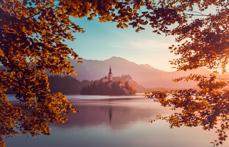 Create Better Establishing Shots with These Photography Techniques